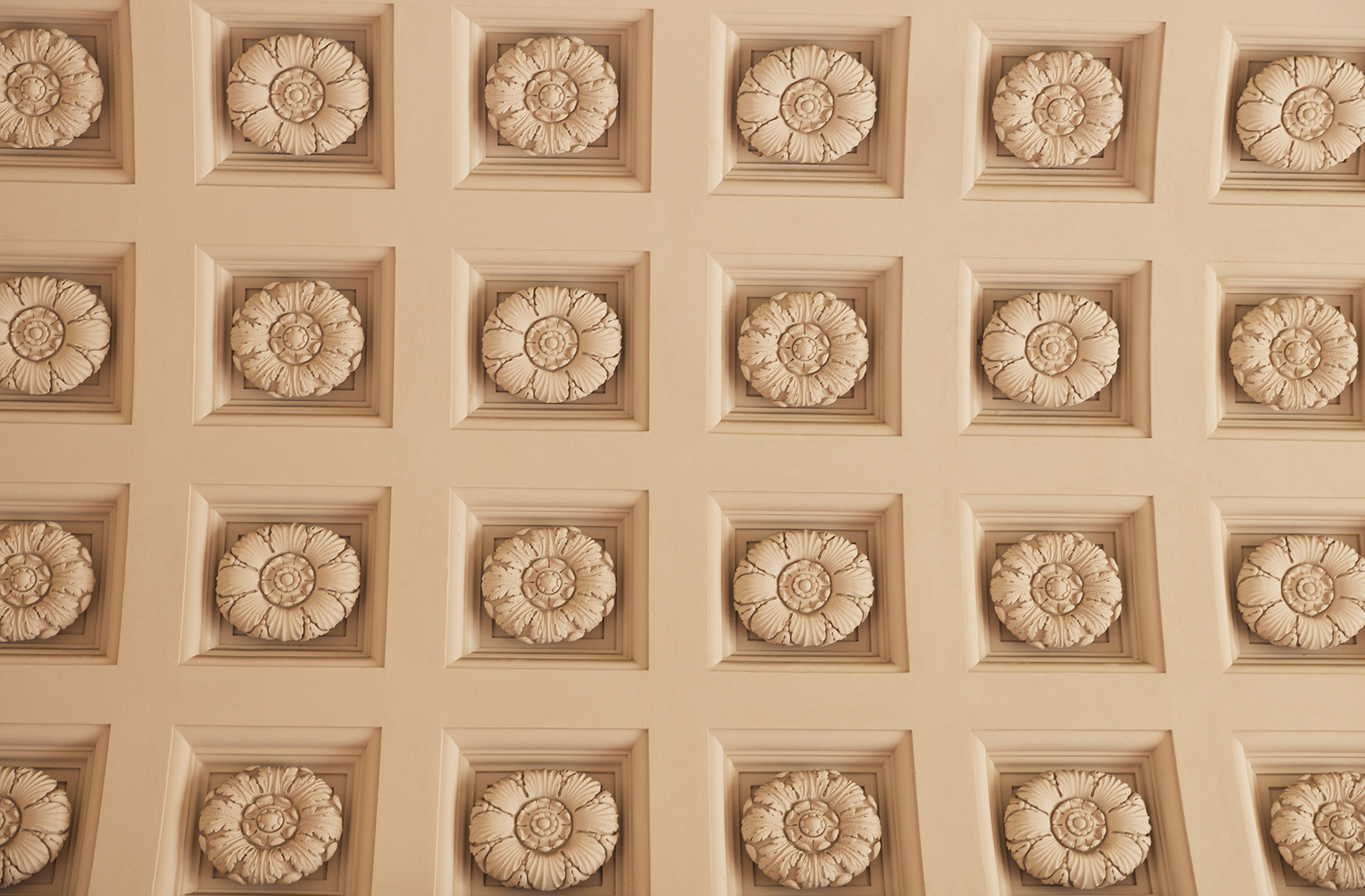 Macrostomia Pasadena | Los Angeles, CA | Dr. Panossian