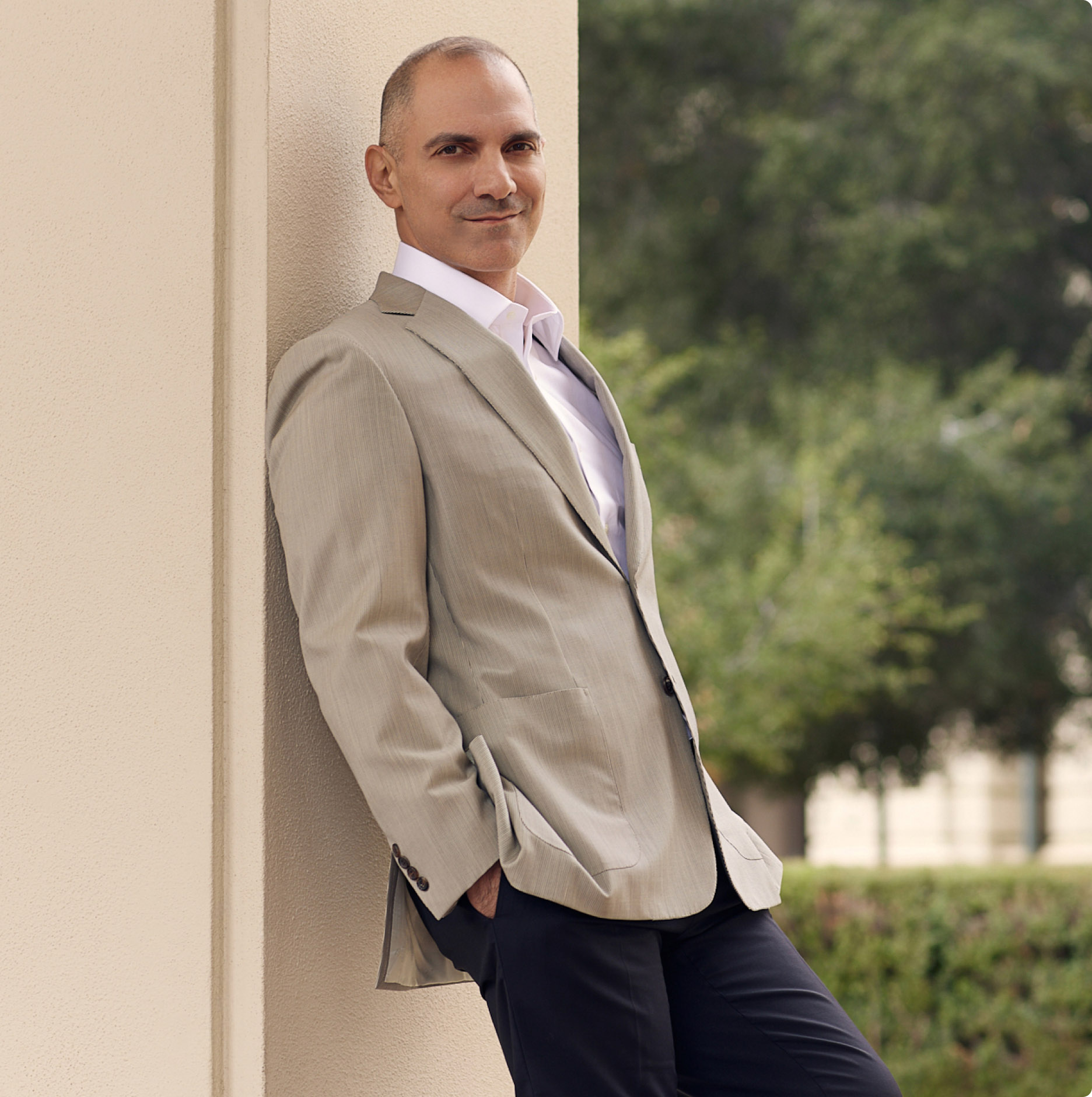 Pasadena Plastic Surgery Expert - Transform Your Look with Dr. Panossian