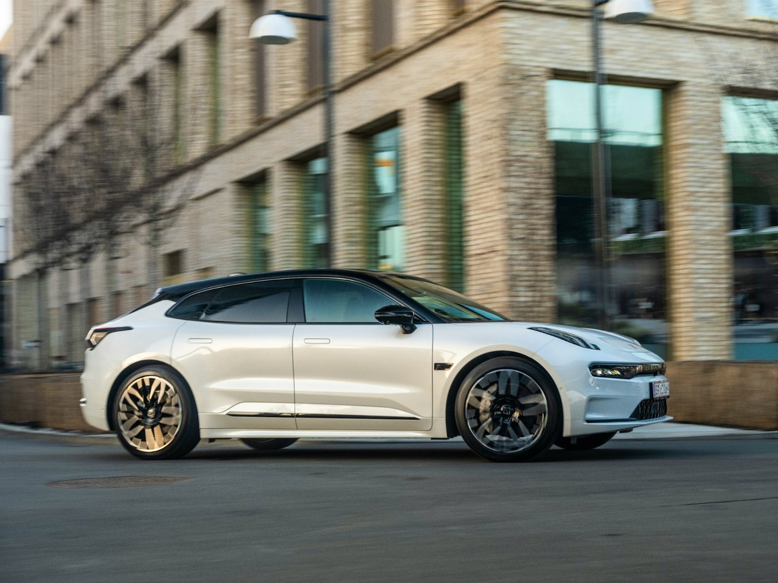 Zeekr Europe - premium electric vehicles for Europe