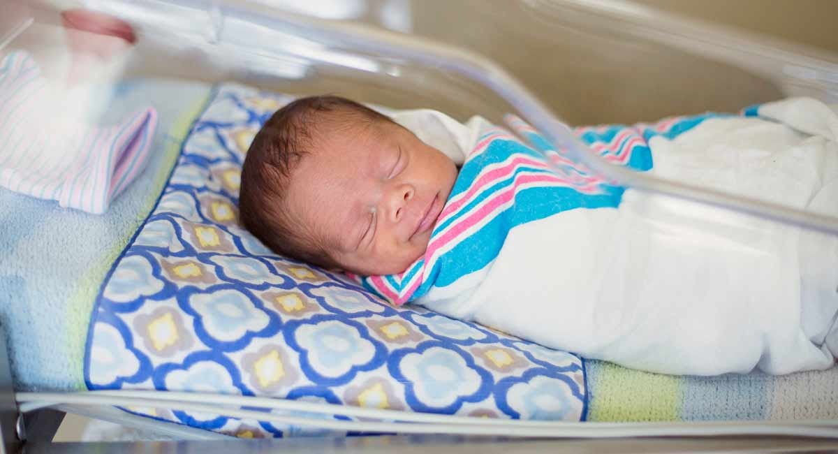 UK adopts new parental leave policy for families of babies in the NICU ...