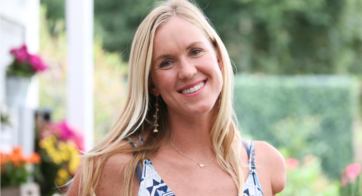 Pro surfer Bethany Hamilton signs on with pro-life diaper company ...