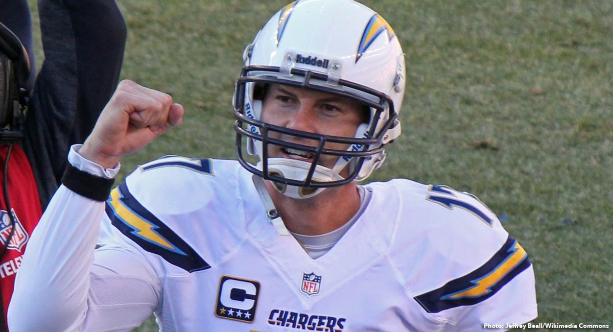 Former NFL quarterback and wife expecting 10th child: ‘All fired up ...
