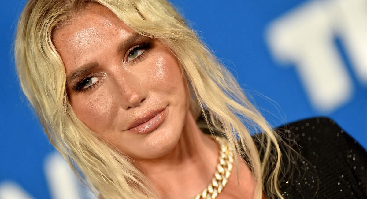 Kesha says she ‘almost died’ undergoing fertility procedure | Live Action