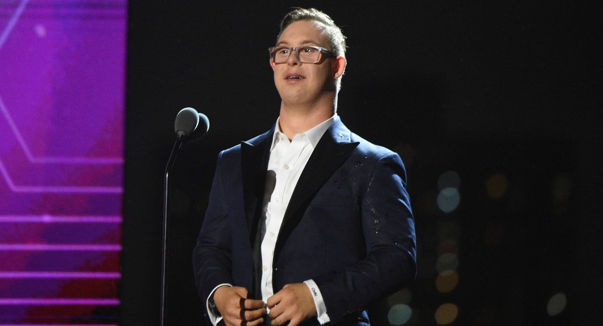 Chris Nikic becomes first man with Down syndrome to complete Ironman ...