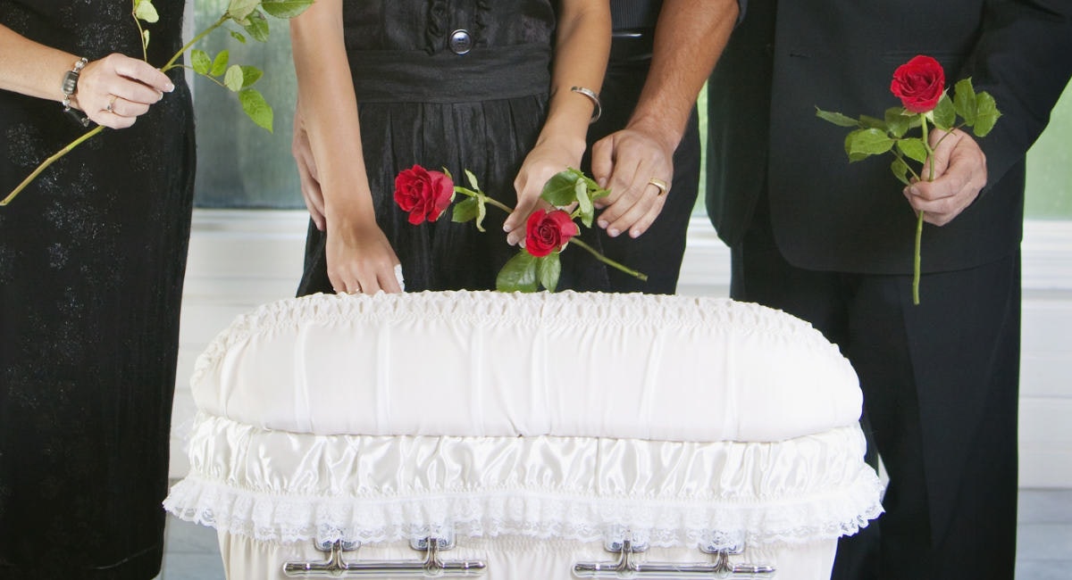 How a miscarriage and rainbow baby deepened this mother’s faith | Live ...