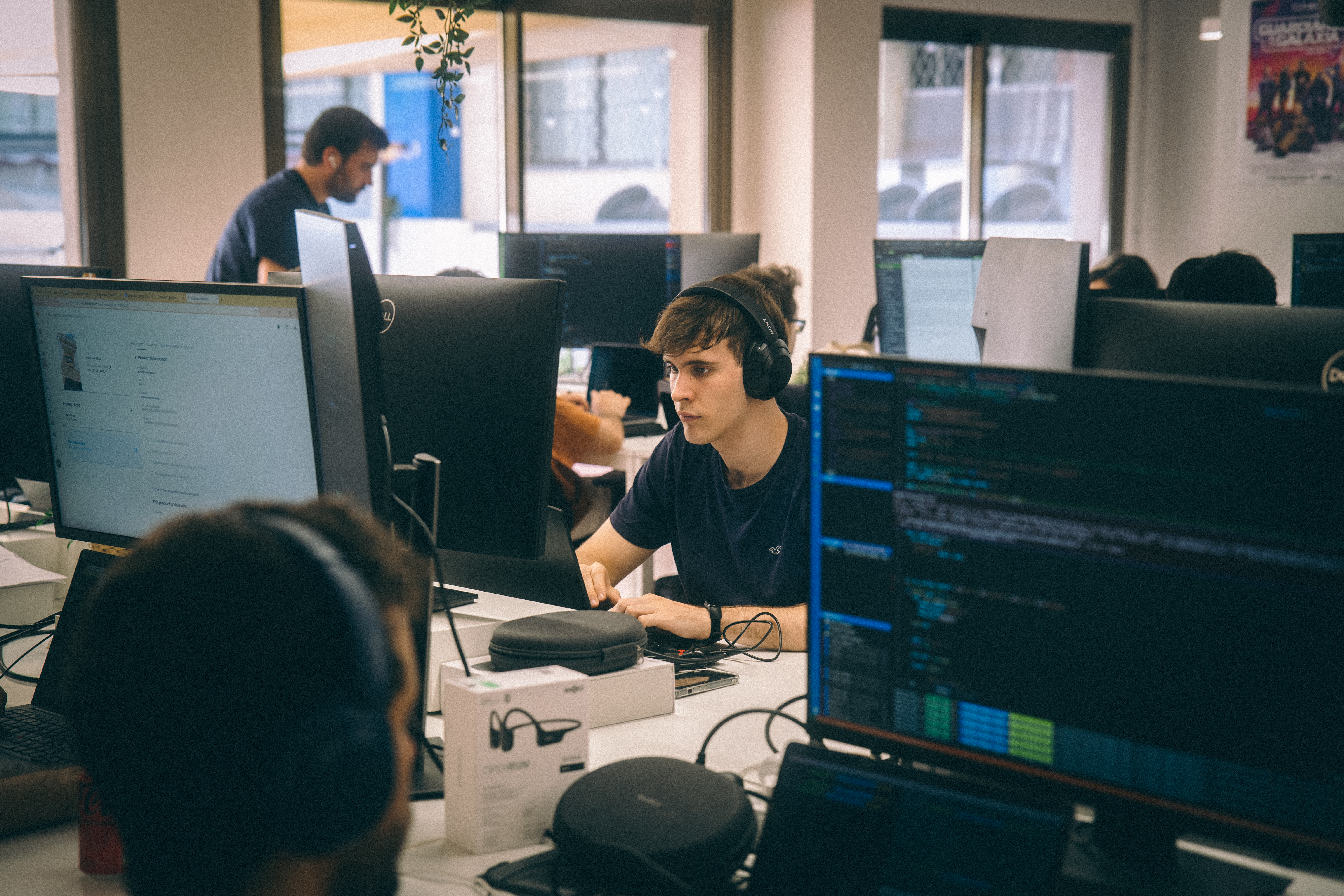 About us - Amphora Logistics