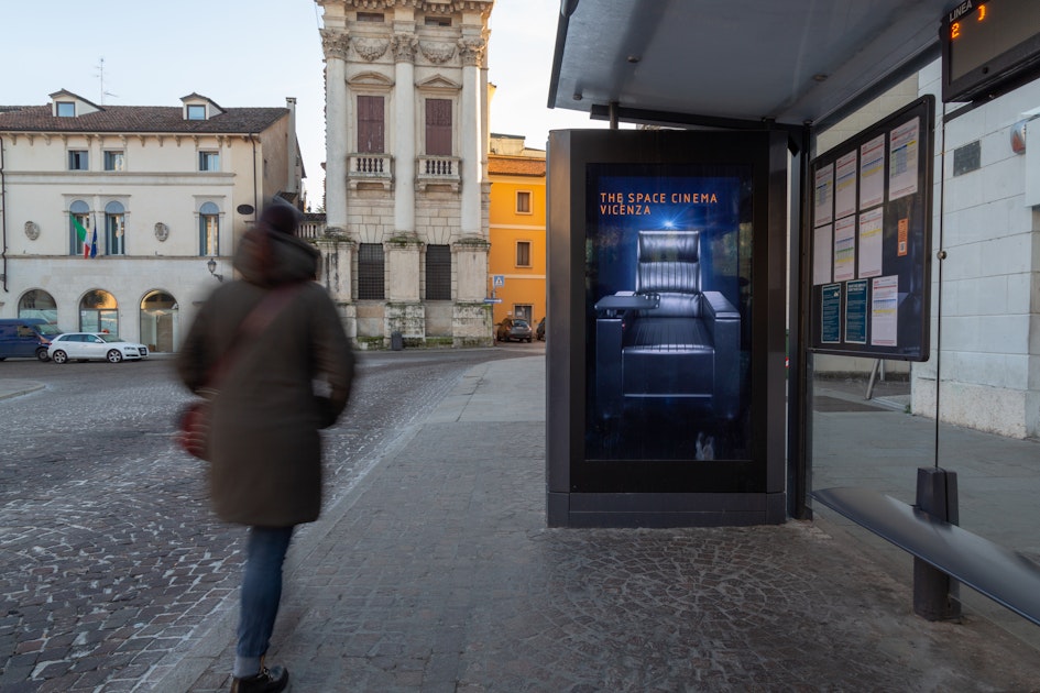 3D Anamorphic Video for The Space Cinema OOH