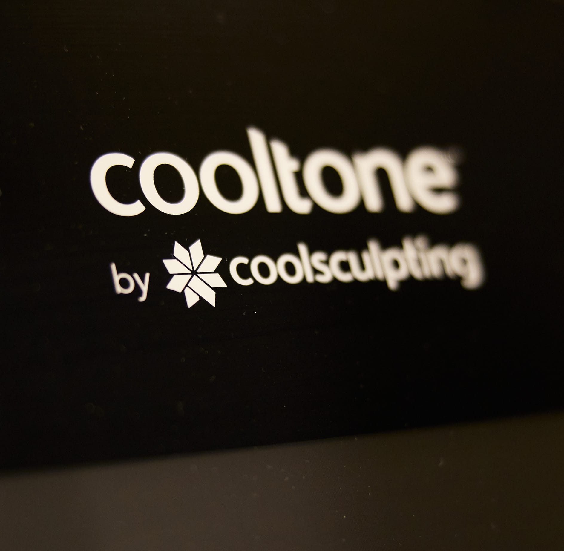 CoolTone in St Louis & St Peters | Renaissance Plastic Surgery