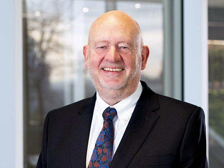 Sir Robin Budenberg CBE - biography | The Crown Estate