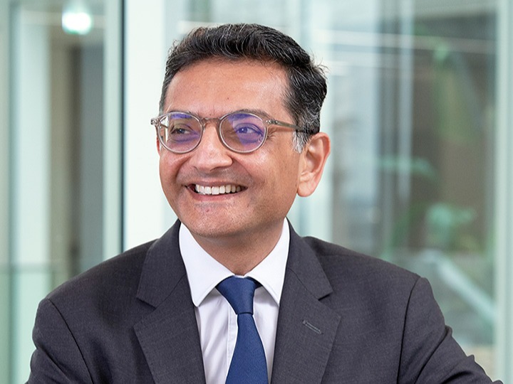 Sir Robin Budenberg CBE - biography | The Crown Estate