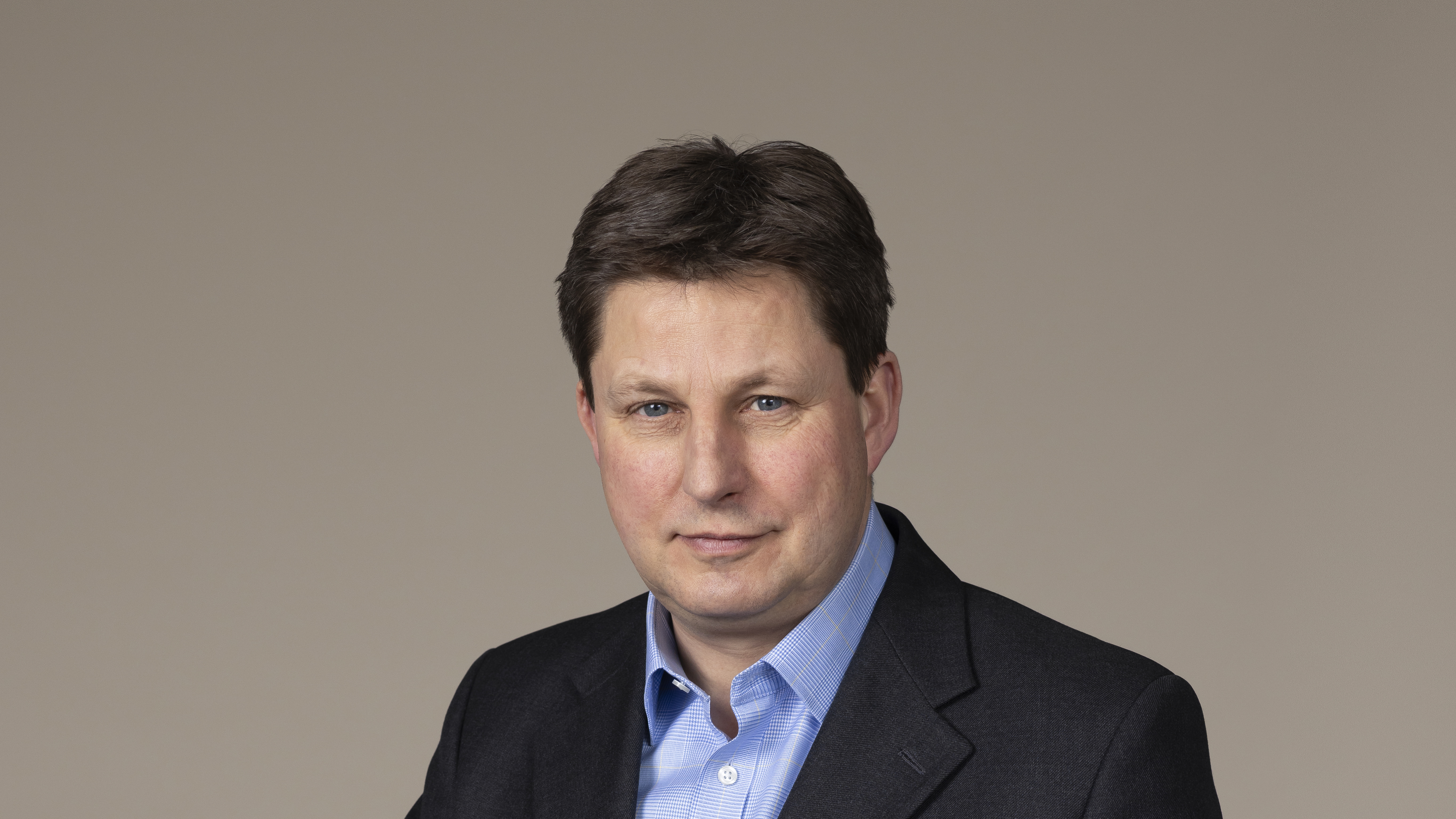 Dan Labbad - biography | The Crown Estate