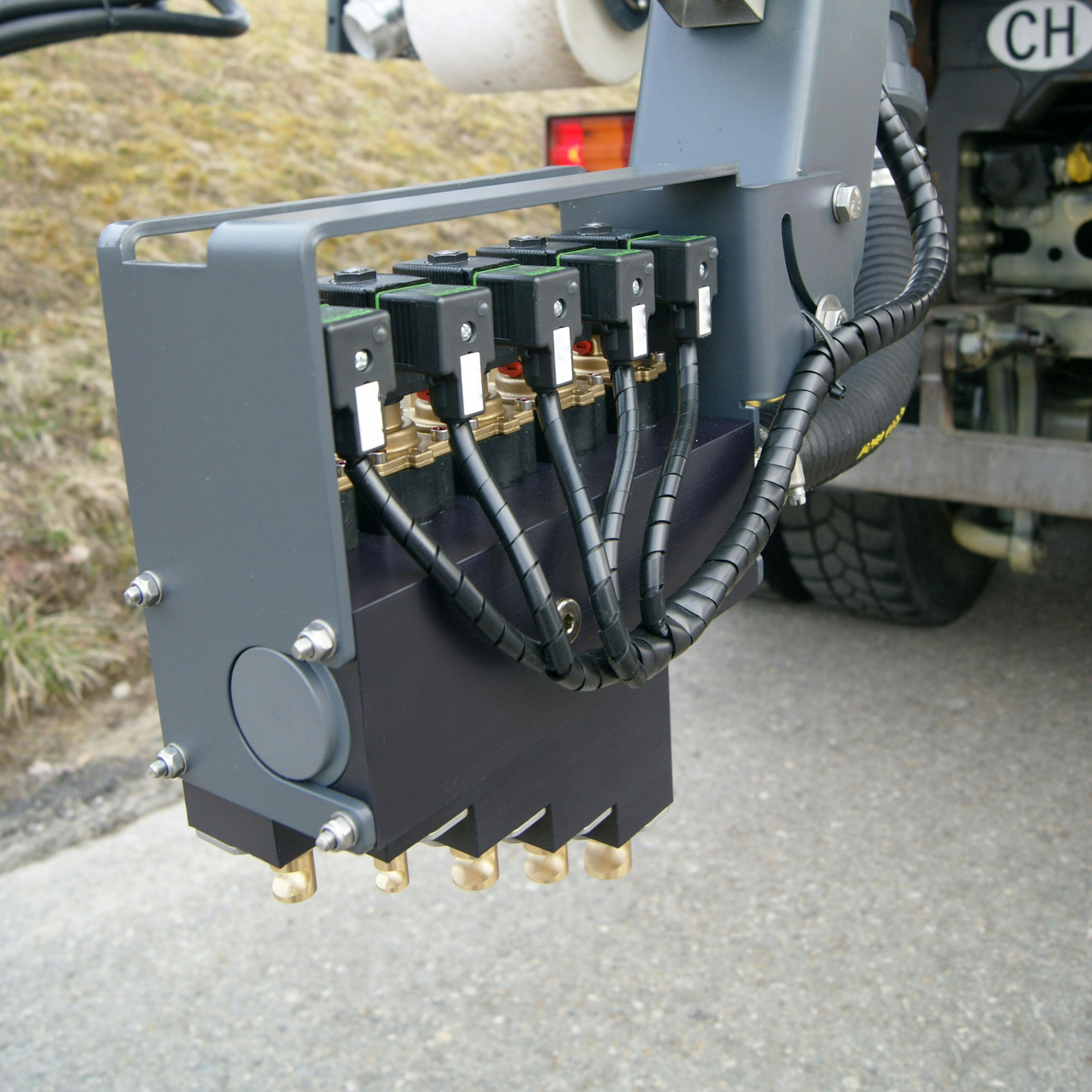 Boschung FullWet - Fully Liquid De-Icing System