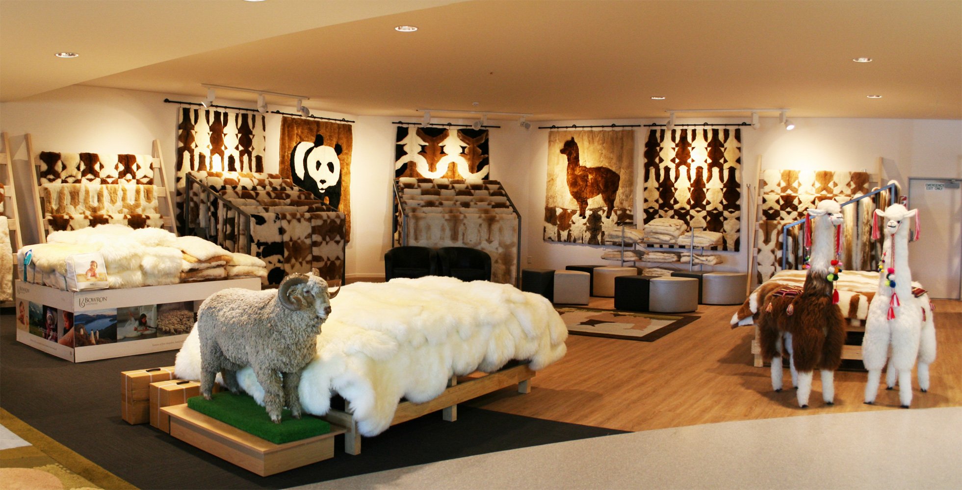 Farmers Corner Souvenir Shop & Restaurant