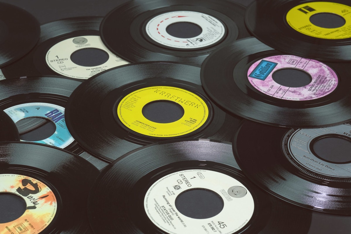 Guide: A Basic Guide to Vinyl Formats for Artists | Precision Record ...