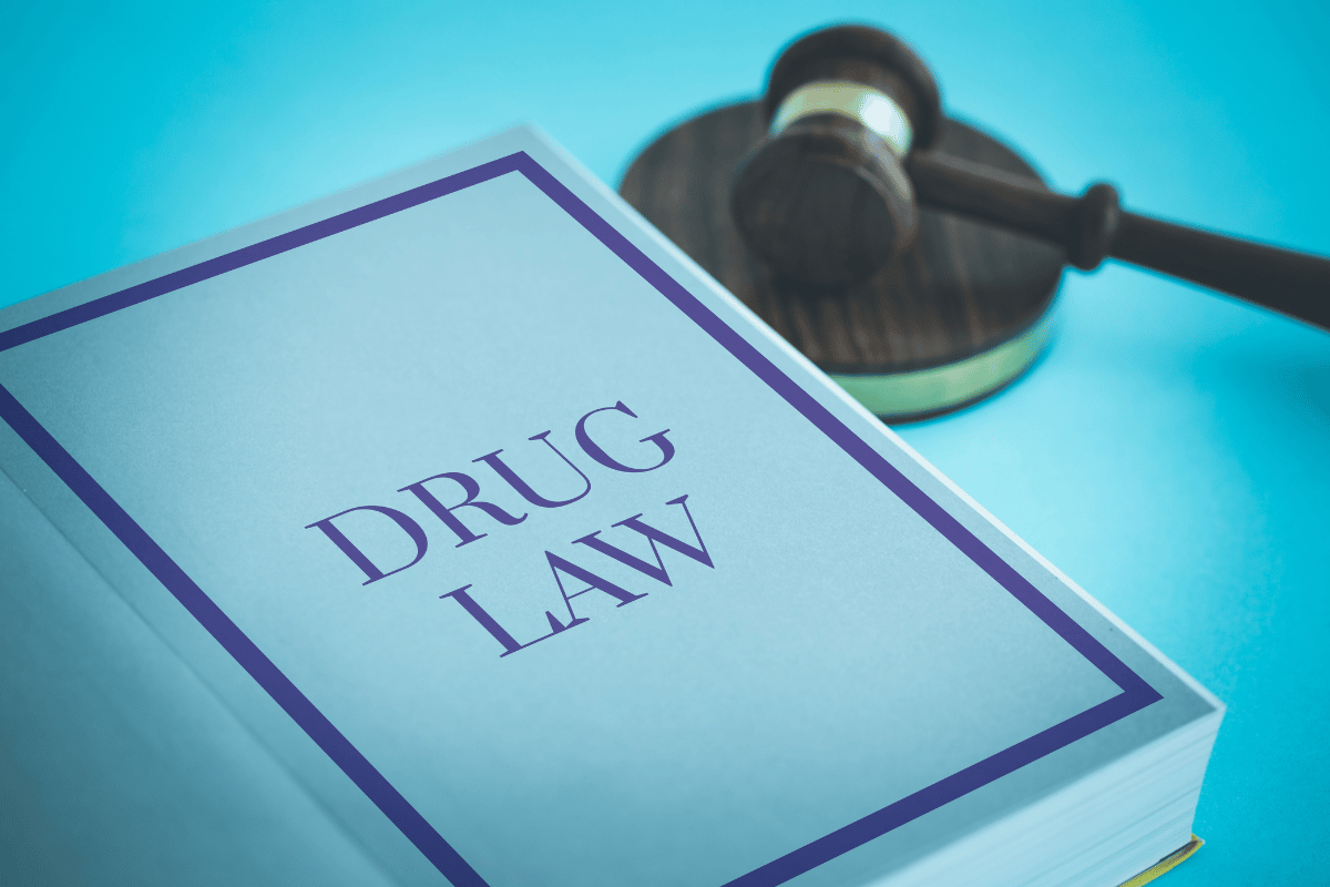 Guide to Possession of Drug Paraphernalia in Florida | O’Mara Law Group