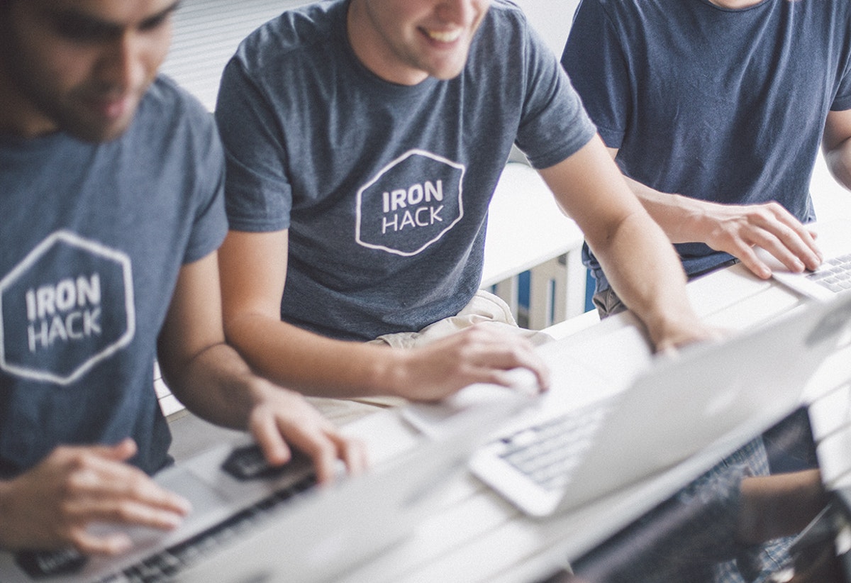 Ironhack vs Le Wagon : Comparatif des bootcamps tech 2025