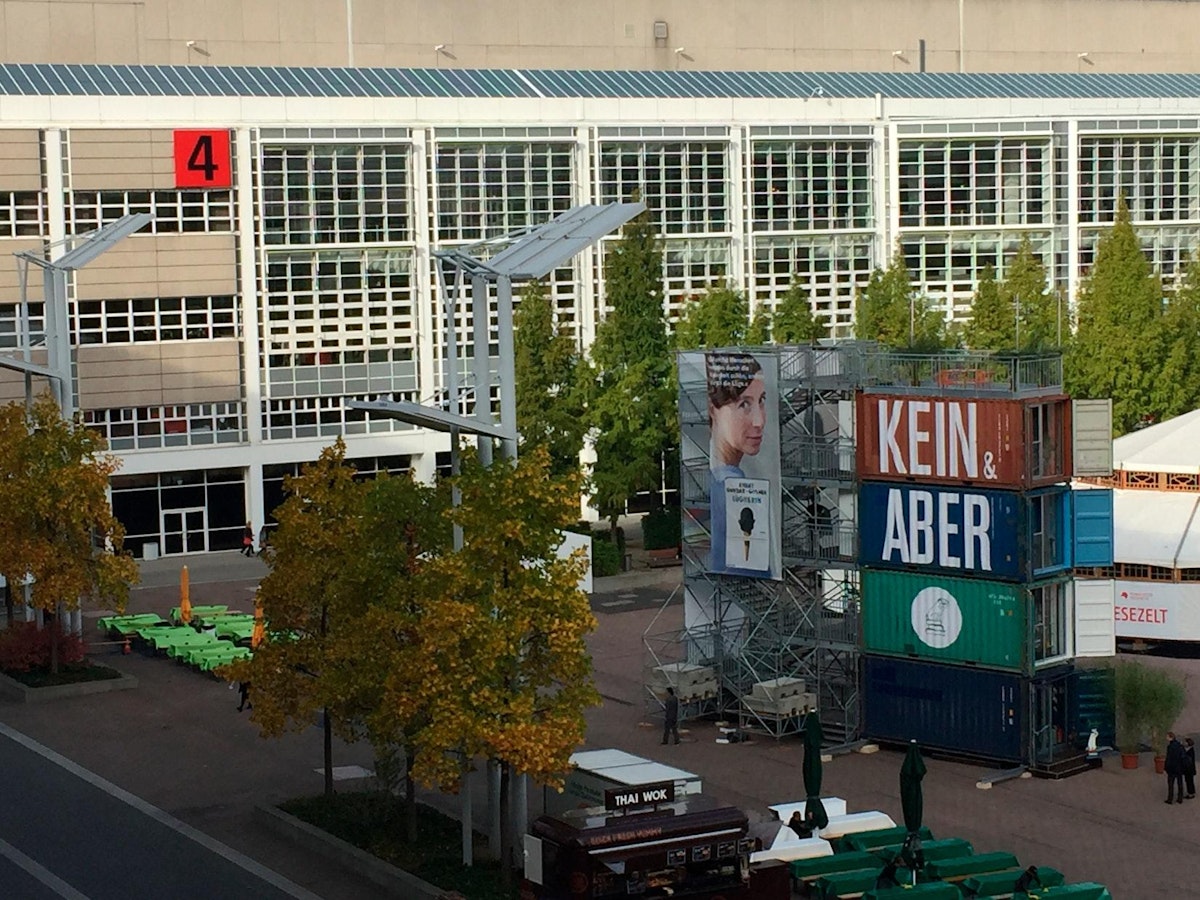 Messestand Kein & Aber – Nüssli – Temporärbau und Sonderbau