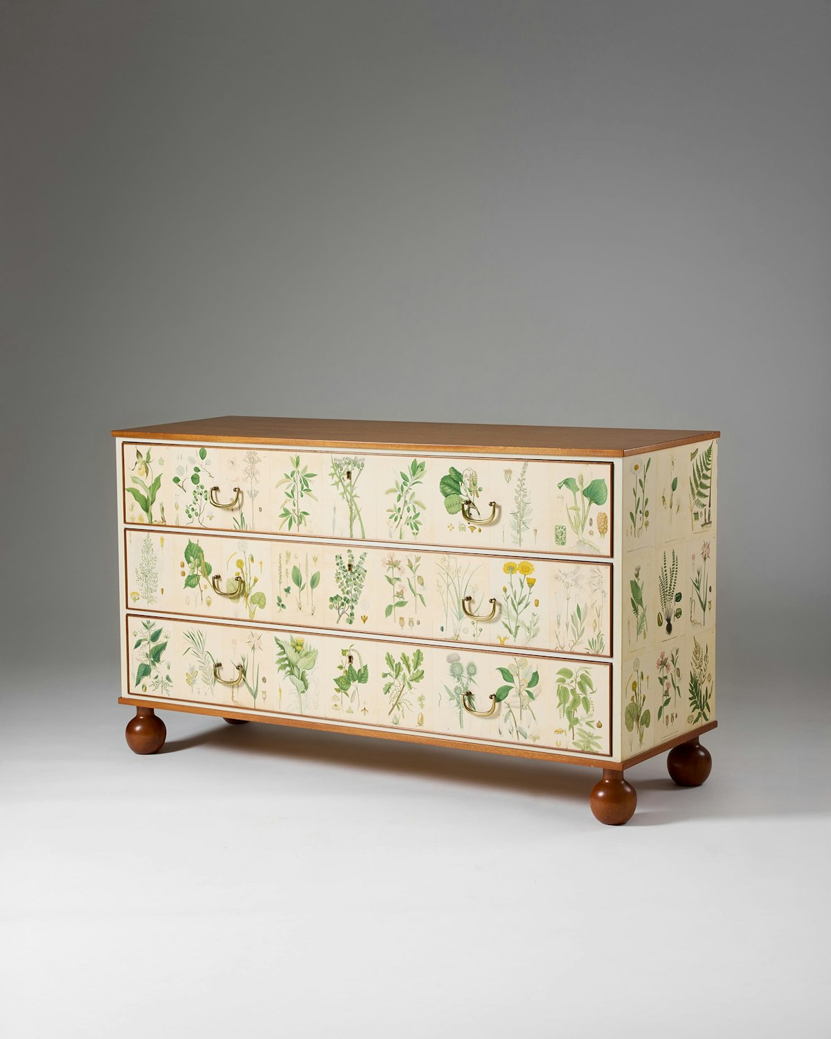 Flora' Chest of Drawers 1050 – Josef Frank, 1930s