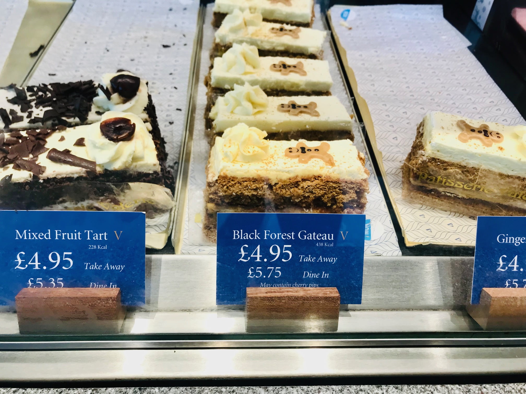 Christmas at Rushden Lakes!