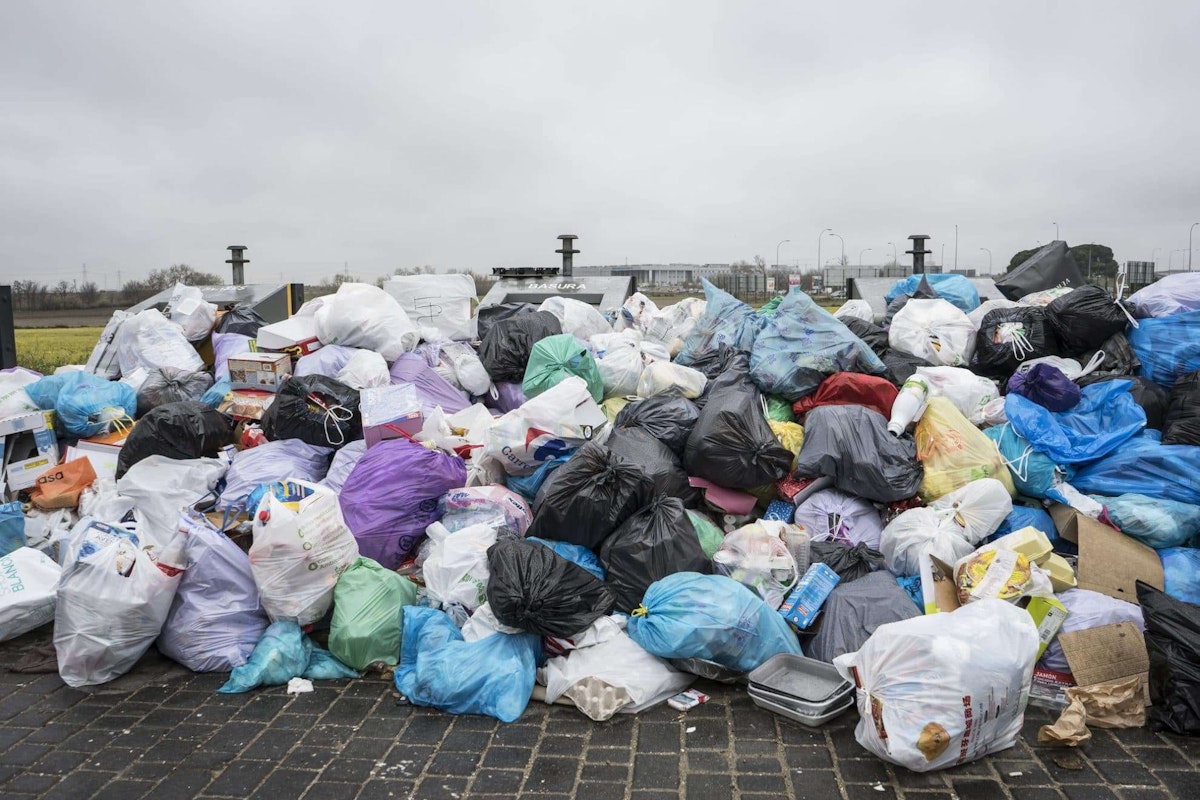 Rubbish Removal - The Ultimate Guide | Skip Hire Comparison