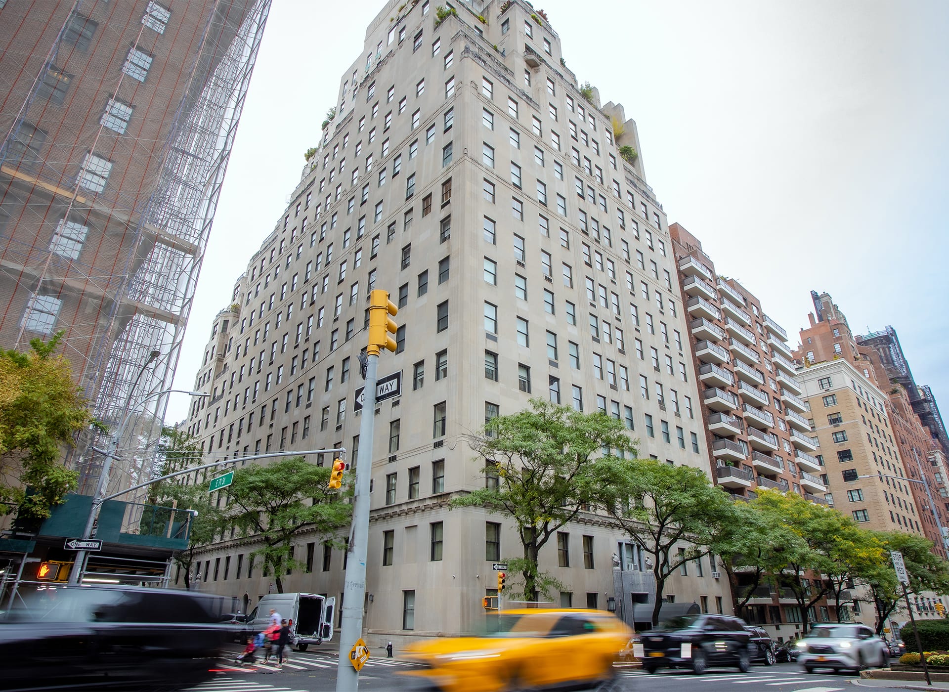 Top Spine Surgeon in Manhattan, NY | Gerling Spine Care and Research ...