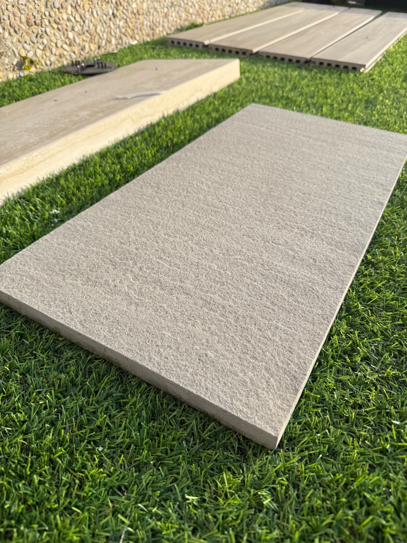 Pavimento in Pietra Arenaria naturale per esterno 30x60 cm RETTIFICATA - Pietre naturali ...