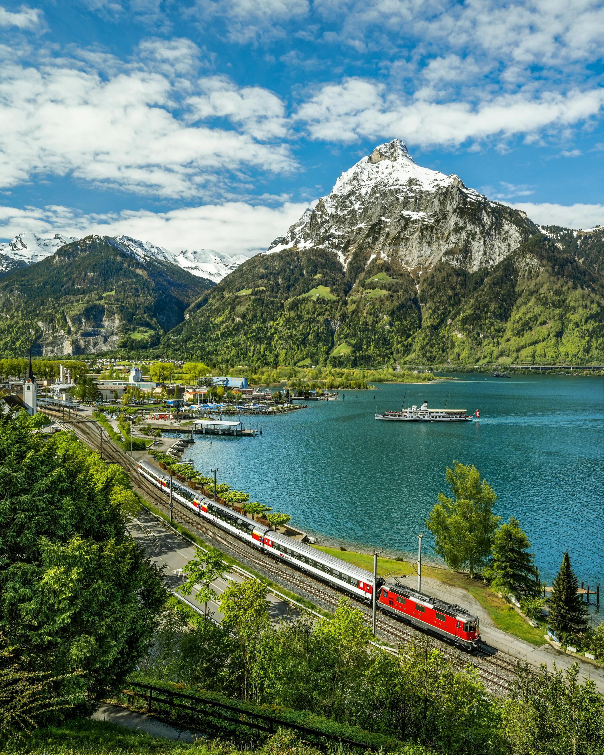 Gotthard Panorama Express - Travel Switzerland