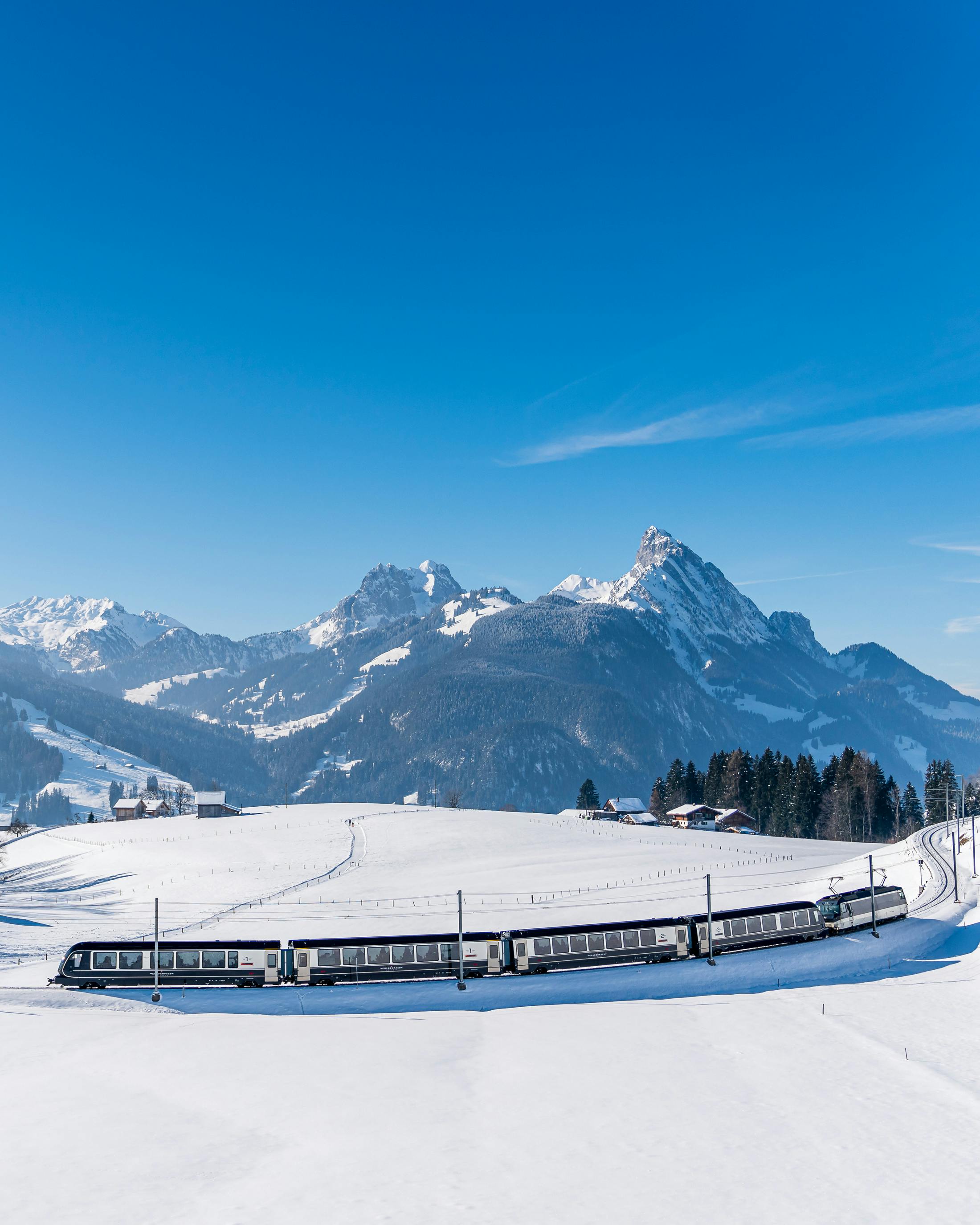 GoldenPass Express - Travel Switzerland