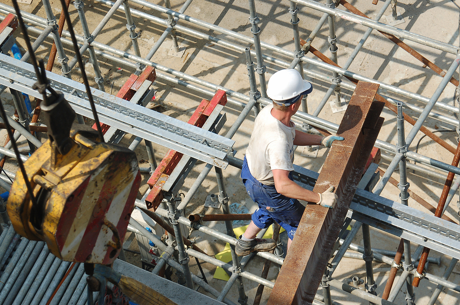 How To Handle Construction Injuries Caused By Chemical Burns