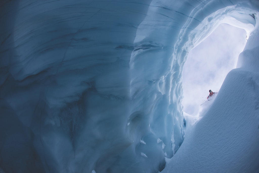 FIRSTS: Rory Bushfield talks throwing beers out of a plane, Dex the dog ...