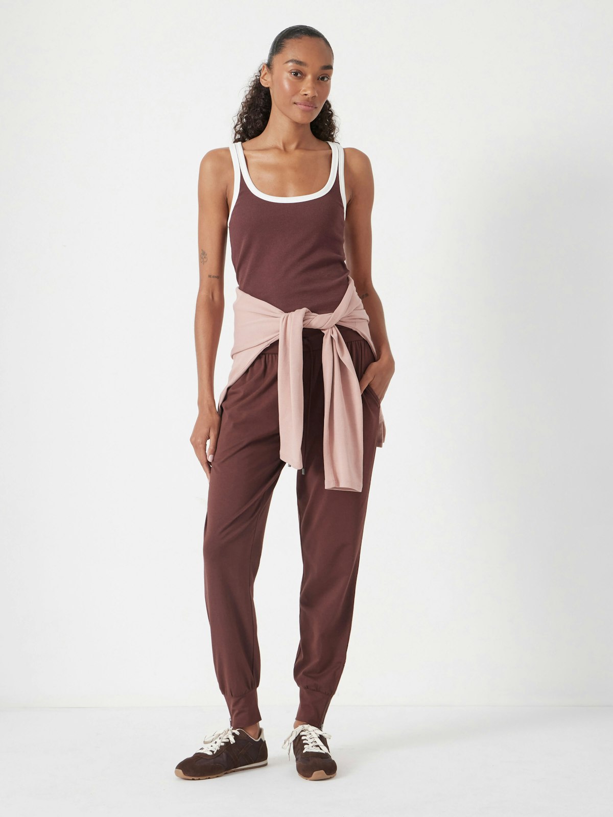 Amie Joggers | Burgundy Brown | hush