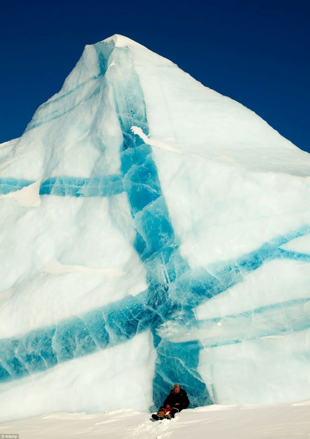 Lines In The Ice | International Antarctic Centre