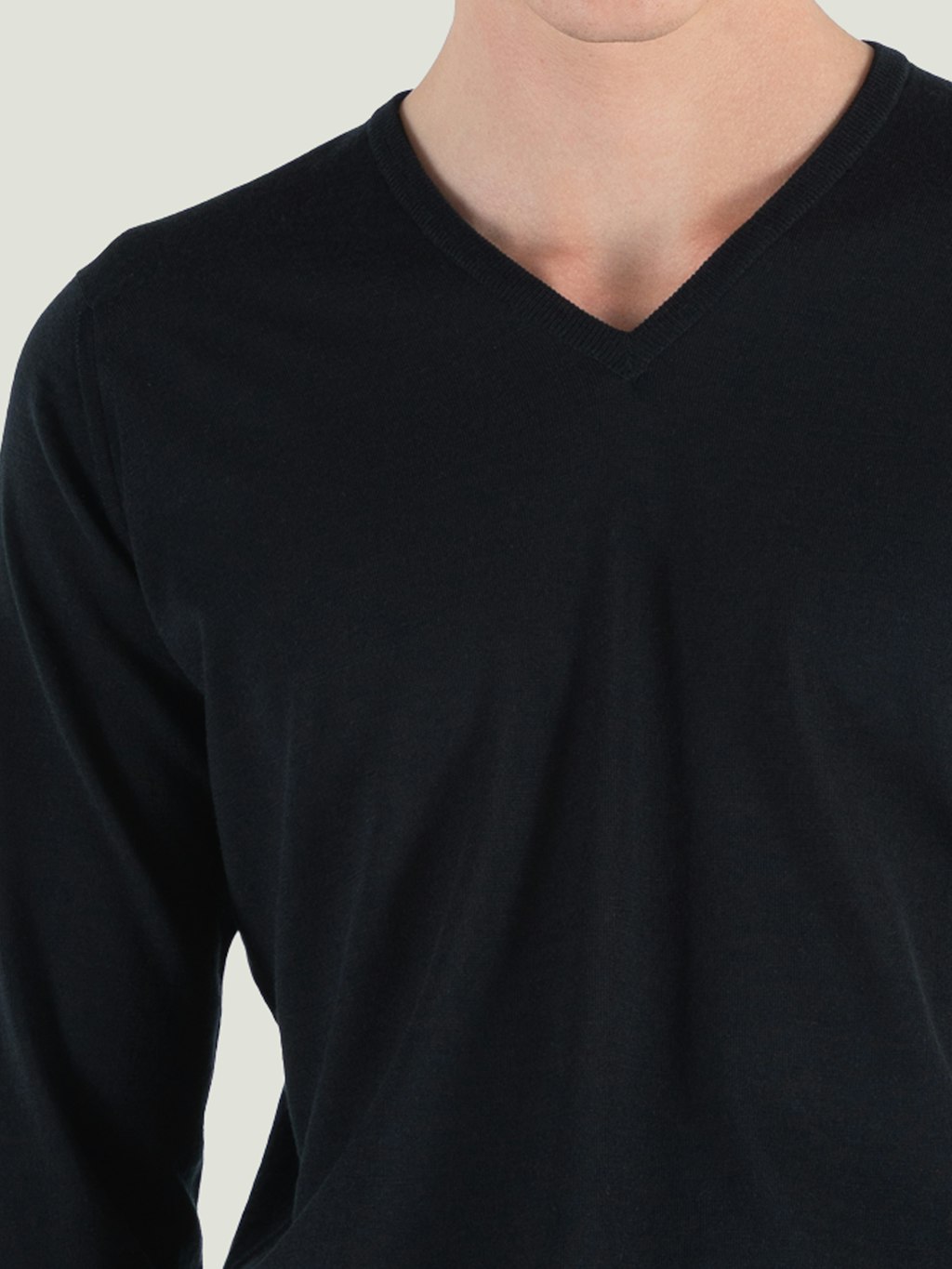 Bobby - Extra Fine Merino Wool Jumper | John Smedley