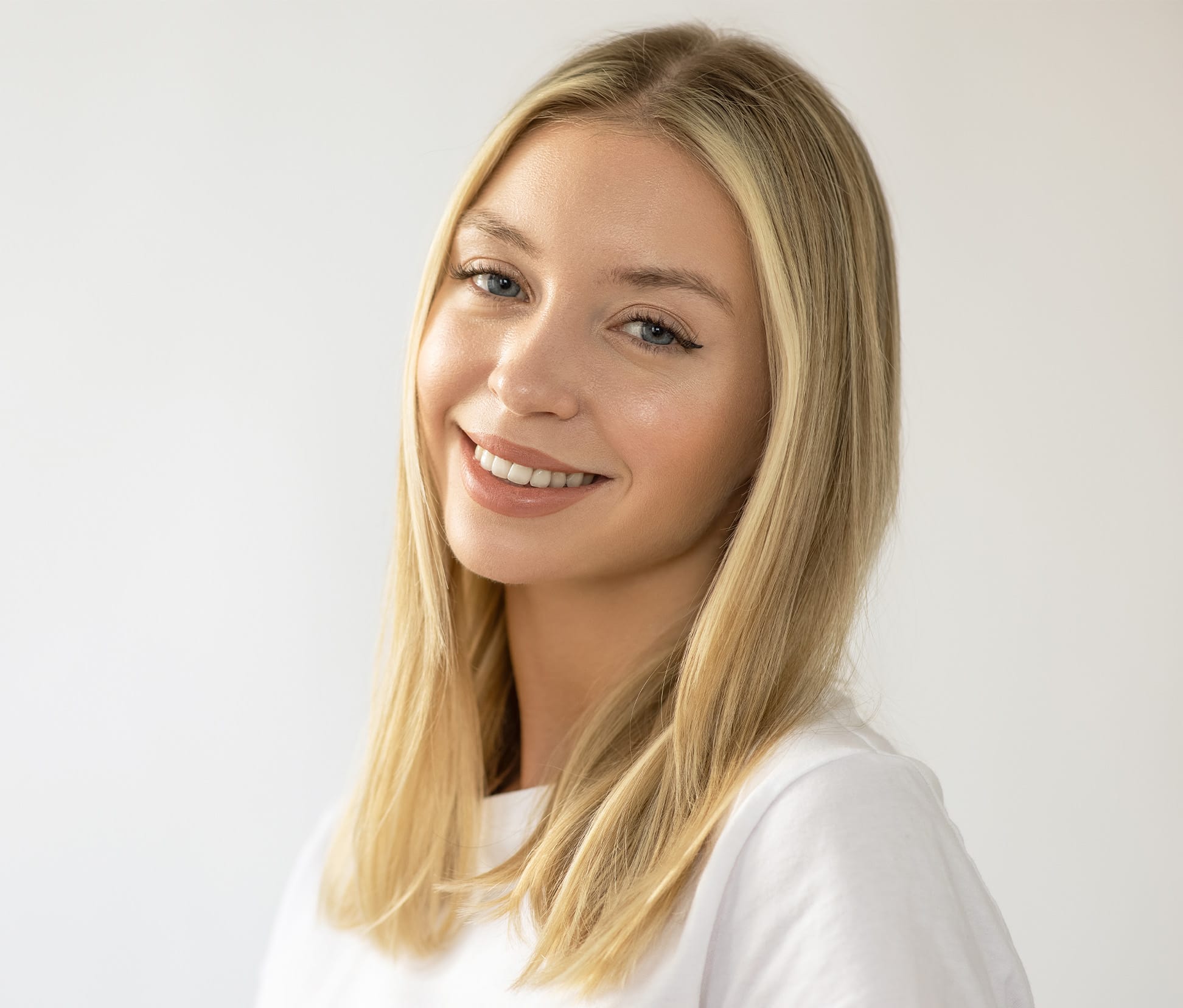 Oil Pulling for Dental Health: How it Works & How to Do It ...