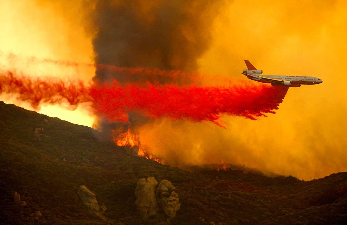 Feux en Australie : les avions bombardiers
