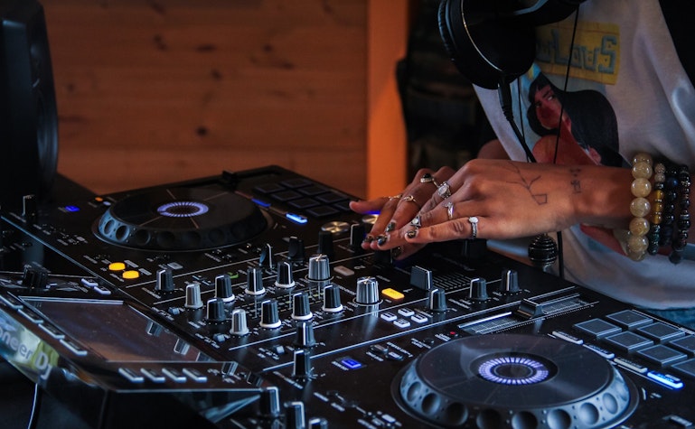 Do DJs Need Insurance?