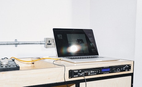 How To Make An EPK For Artists (with examples & templates)