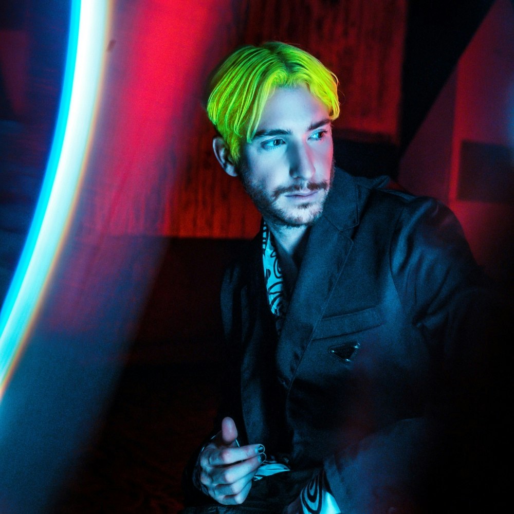 ABSOLUTE.'s Top Songs To Close A DJ Set