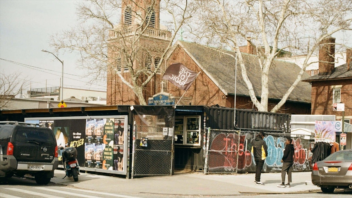 The Top 10 Independent Radio Stations In NYC