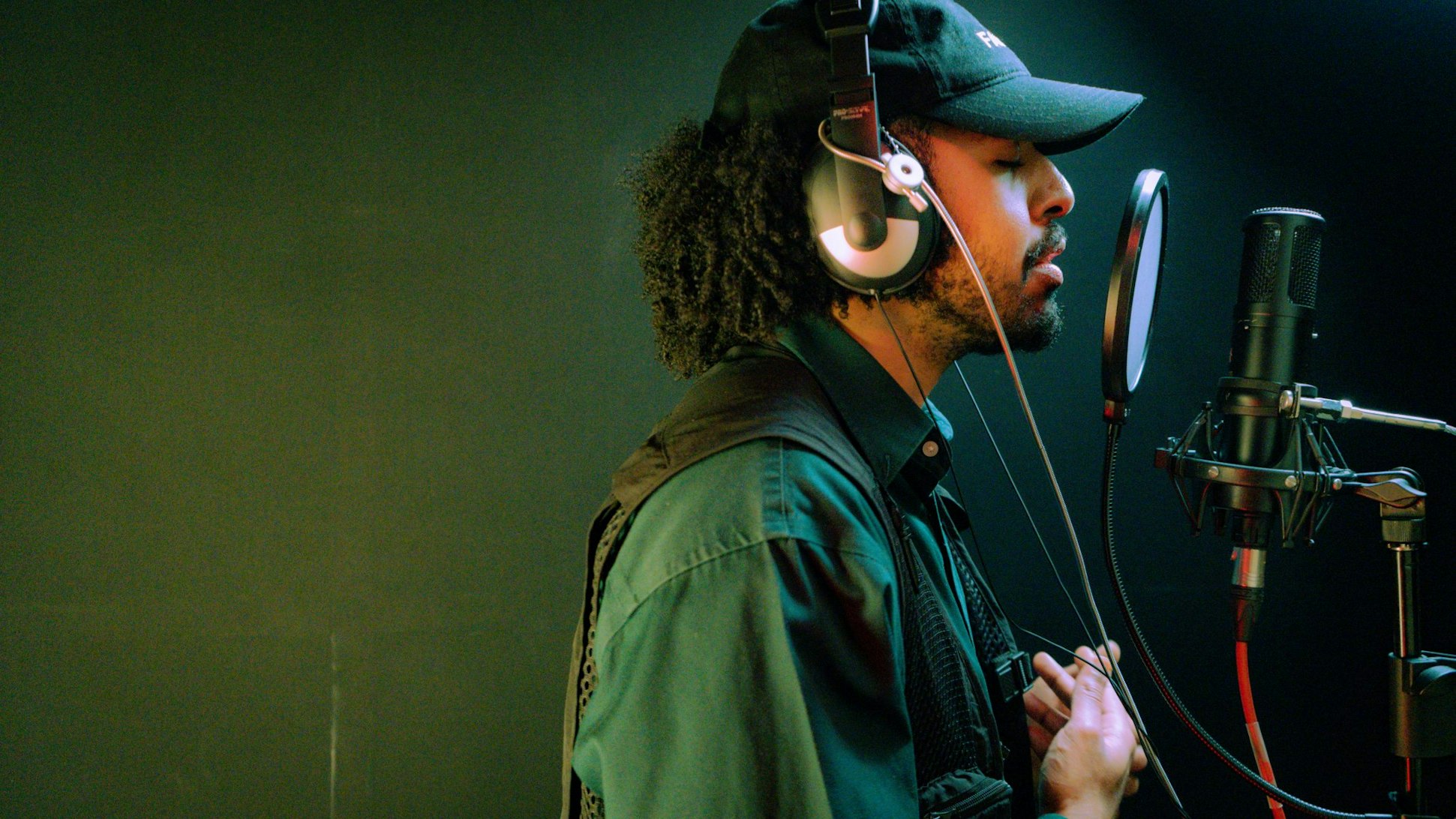 Rap and Hip-Hop Studios - Choose From Over 30 Locations | PIRATE.COM