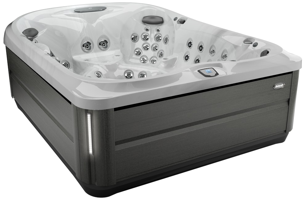 Large Entertainer Spa Pools | From The Official Jacuzzi® Brand