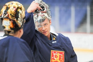 Pekka Rinne luottaa Leijonien hyvään joukkuehenkeen - ”Meillä on kolme ...