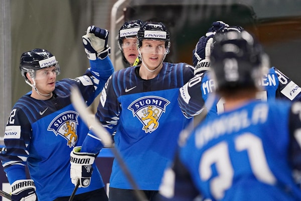 Lundell ratkaisi jatkoajalla – Suomi kukisti Latvian – Näin ottelu ...