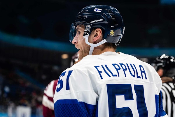 Honkavaarasta Filppulaan – Tässä Leijonien olympiakapteenit 1952–2022 ...