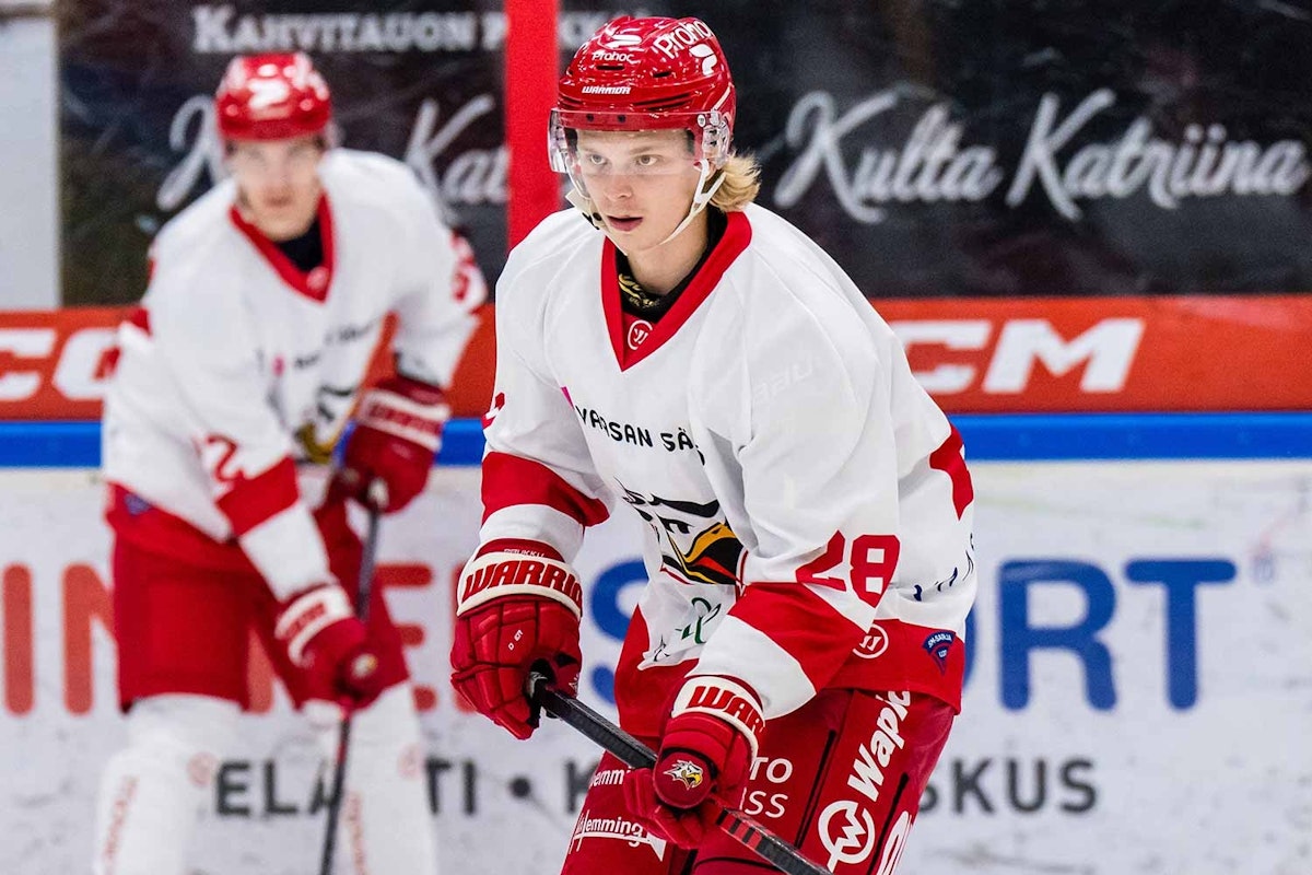 Sportin Oskari Hult lokakuun paras pelaaja U20 SM-sarjassa - Leijonat