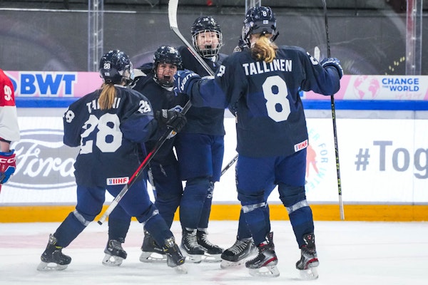 Tyttöleijonien päävalmentaja Mira Kuisma: “Meillä on kaikki taito ja ...