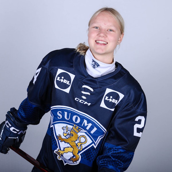 Henkilökuvassa Tyttöleijonien Julia Kuhta: ”Tavoitteena naisten ...