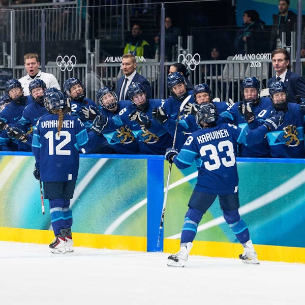 Suomi kohtaa Sveitsin naisten olympiaturnauksen puolivälierissä ...