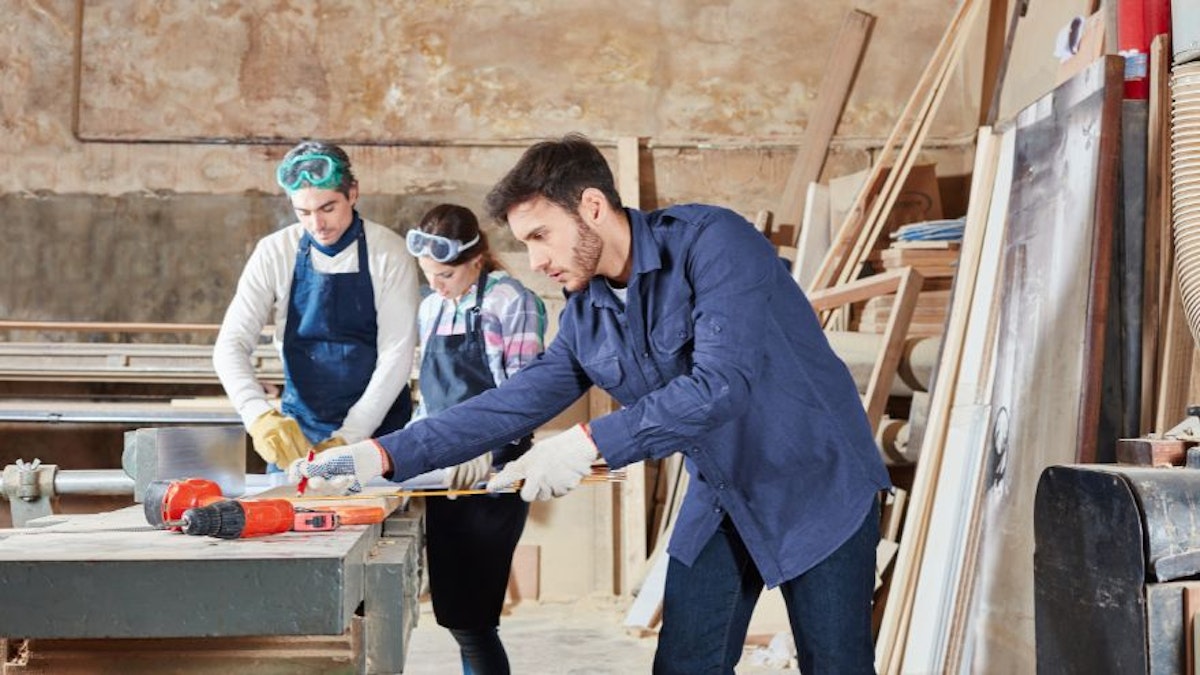 Jakie narzędzia sprawdzą się w pracy na stolarni? - Hurtownia Onninen