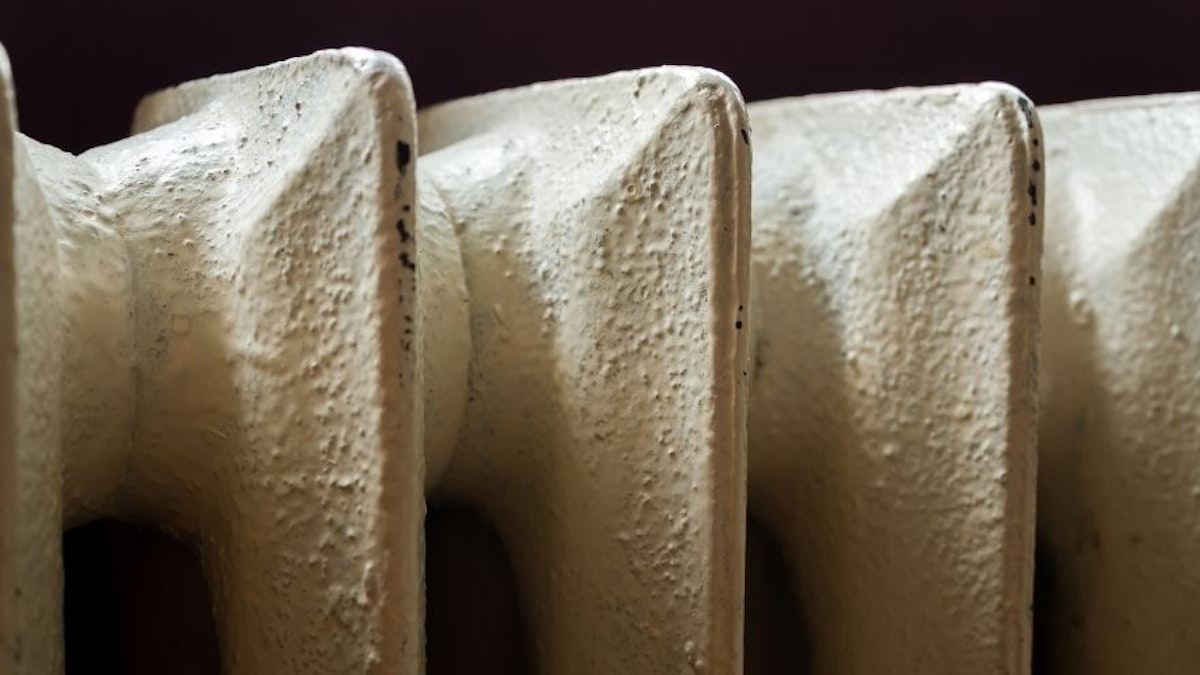 How to replace old cast iron radiators? Modern alternatives for your ...